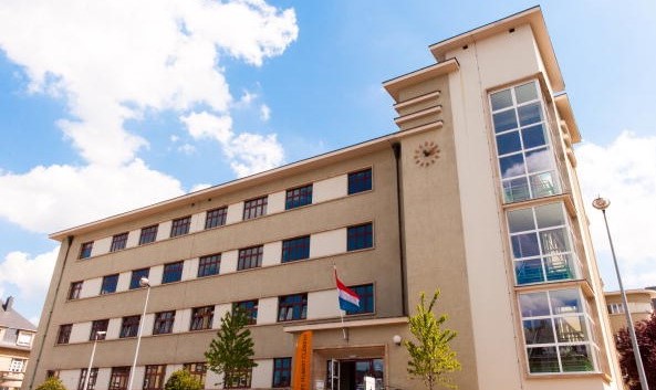 Ecole Internationale de Differdange > Home